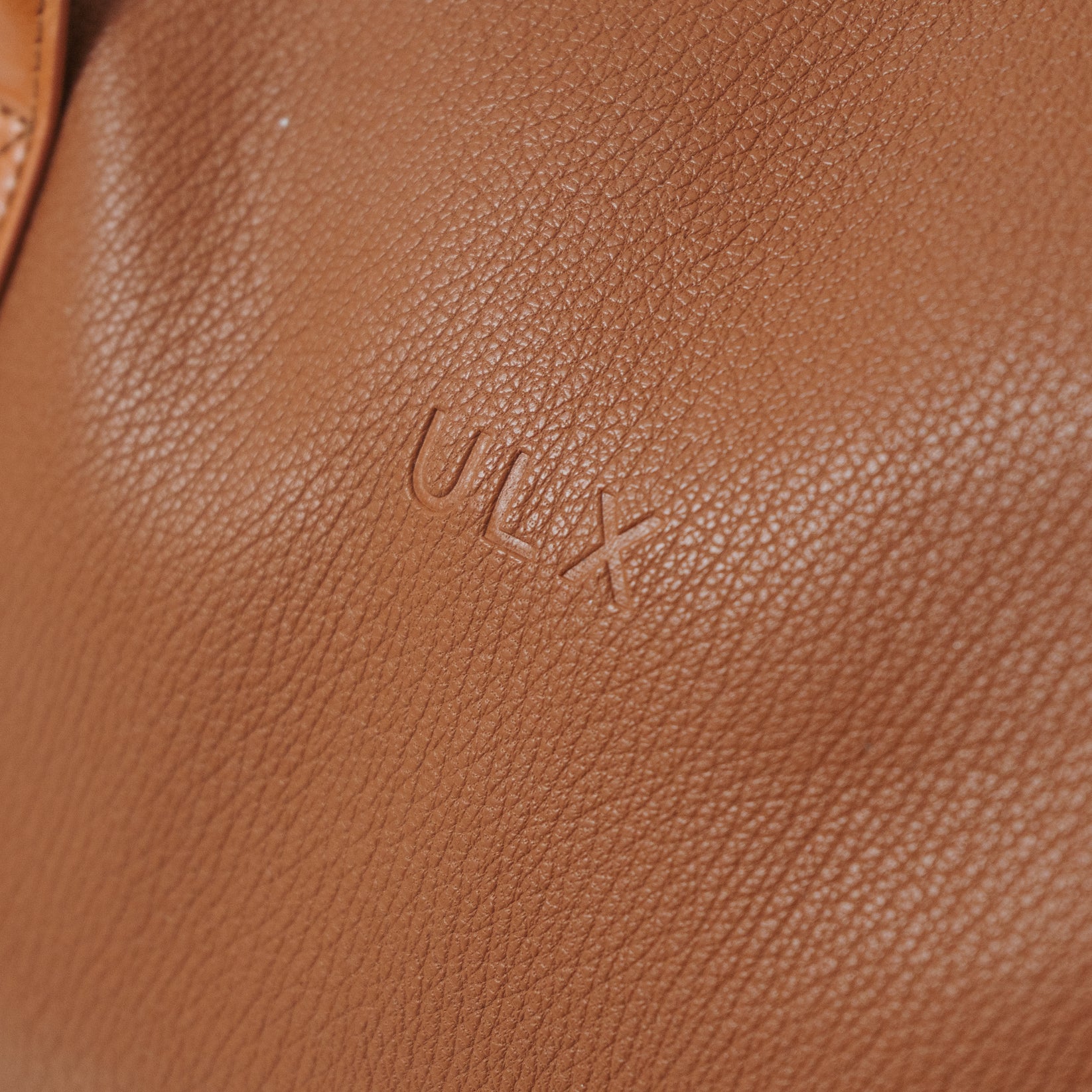 ULX Minimalist Leather Weekender Holdall Duffel Bag | Brown