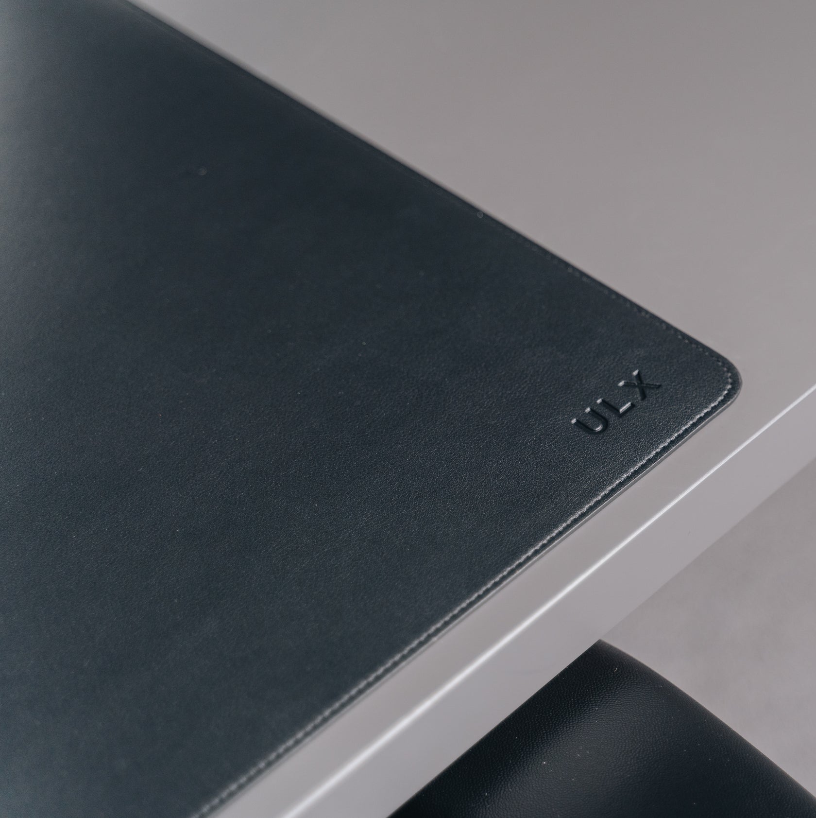 ULX Minimalist Desk Mat | Black