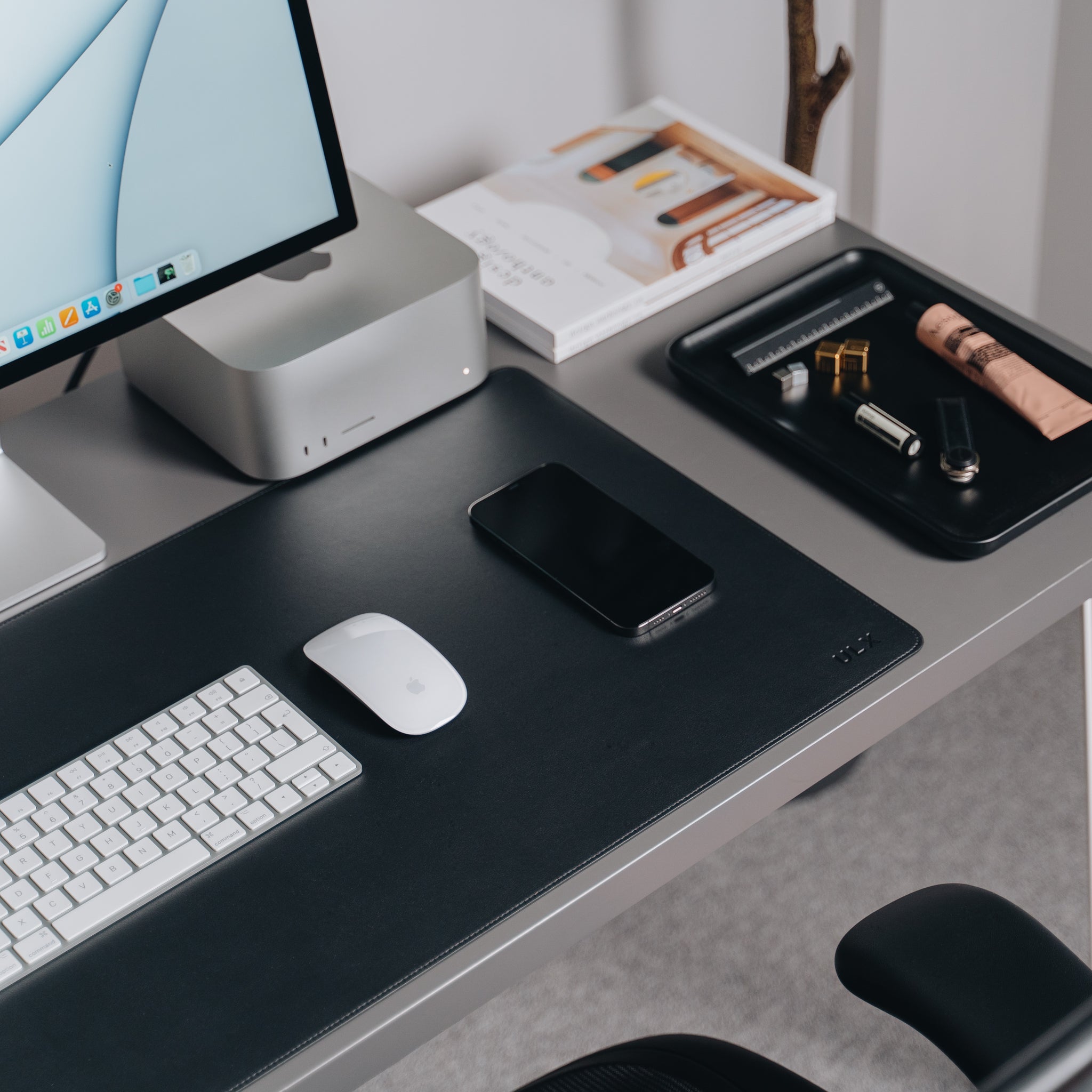 ULX Minimalist Desk Mat | Black